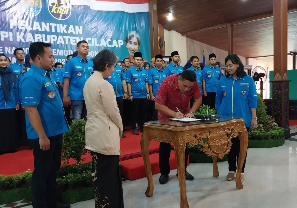 Pengurus DPD KNPI Cilacap Periode 2023-2025 Resmi Dilantik Pengurus DPD KNPI Cilacap Periode 2023-2025 Resmi Dilantik