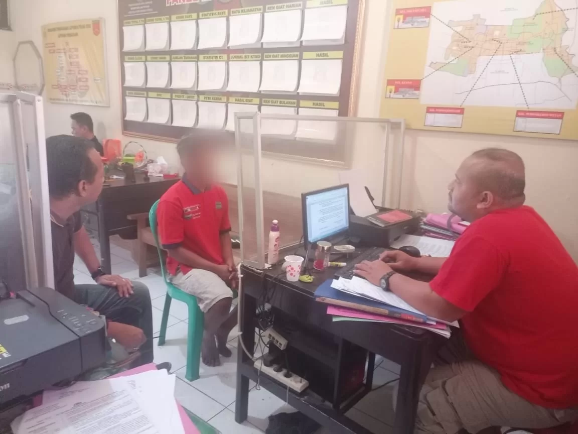 Pria Cabul Ini Menyelinap ke KamarPanti Asuhan di Purwokerto Pria Cabul Ini Menyelinap ke KamarPanti Asuhan di Purwokerto